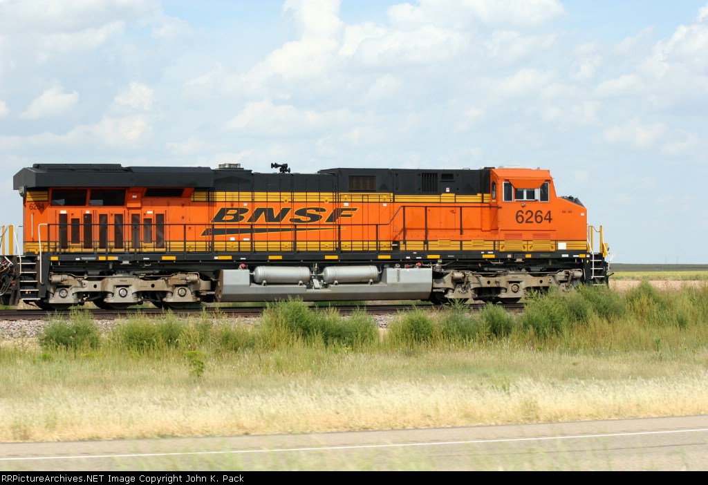 BNSF 6264